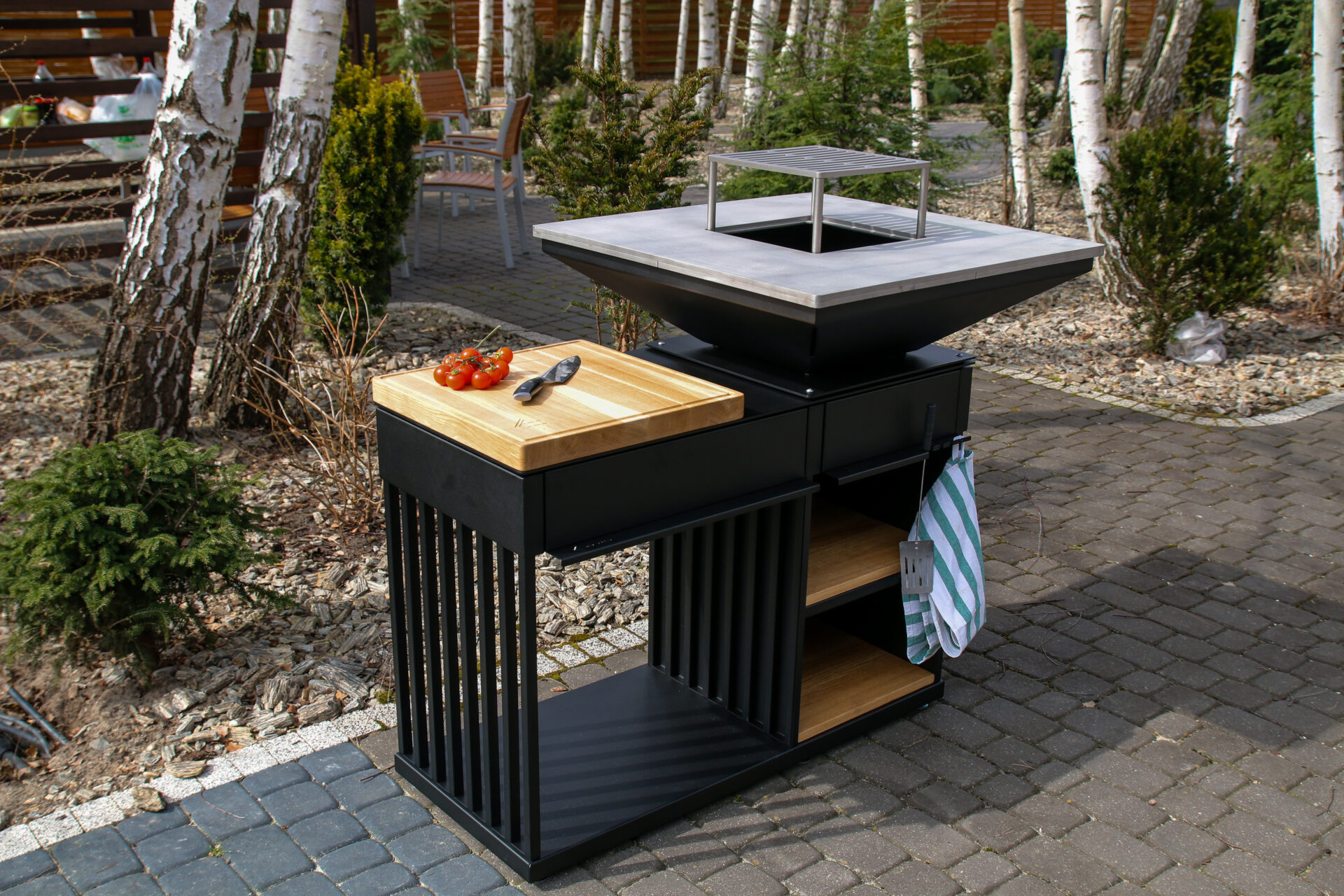 Bestellen Sie den Kratki Quadrum BBQ Horizontal • online.